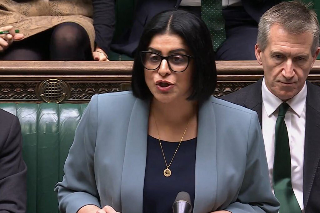 New rules impose 20-year wait for migrants relying on UK benefits ...