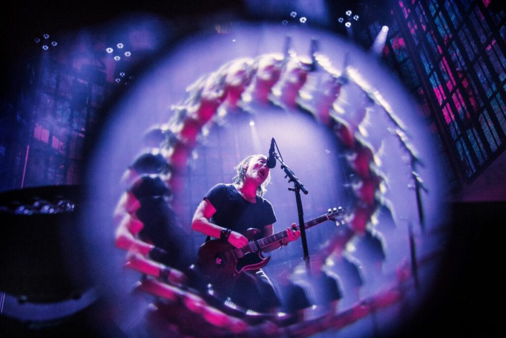Radiohead reaffirms their relevance in a powerful performance at London ...