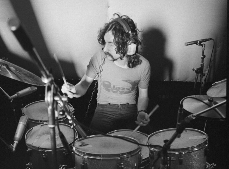 Syd Barrett’s final, haunting encounter with Pink Floyd during album ...