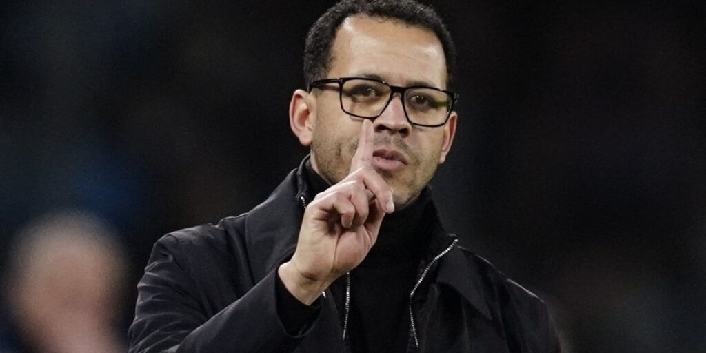 Chelsea coach Liam Rosenior discusses tactical decision following ...