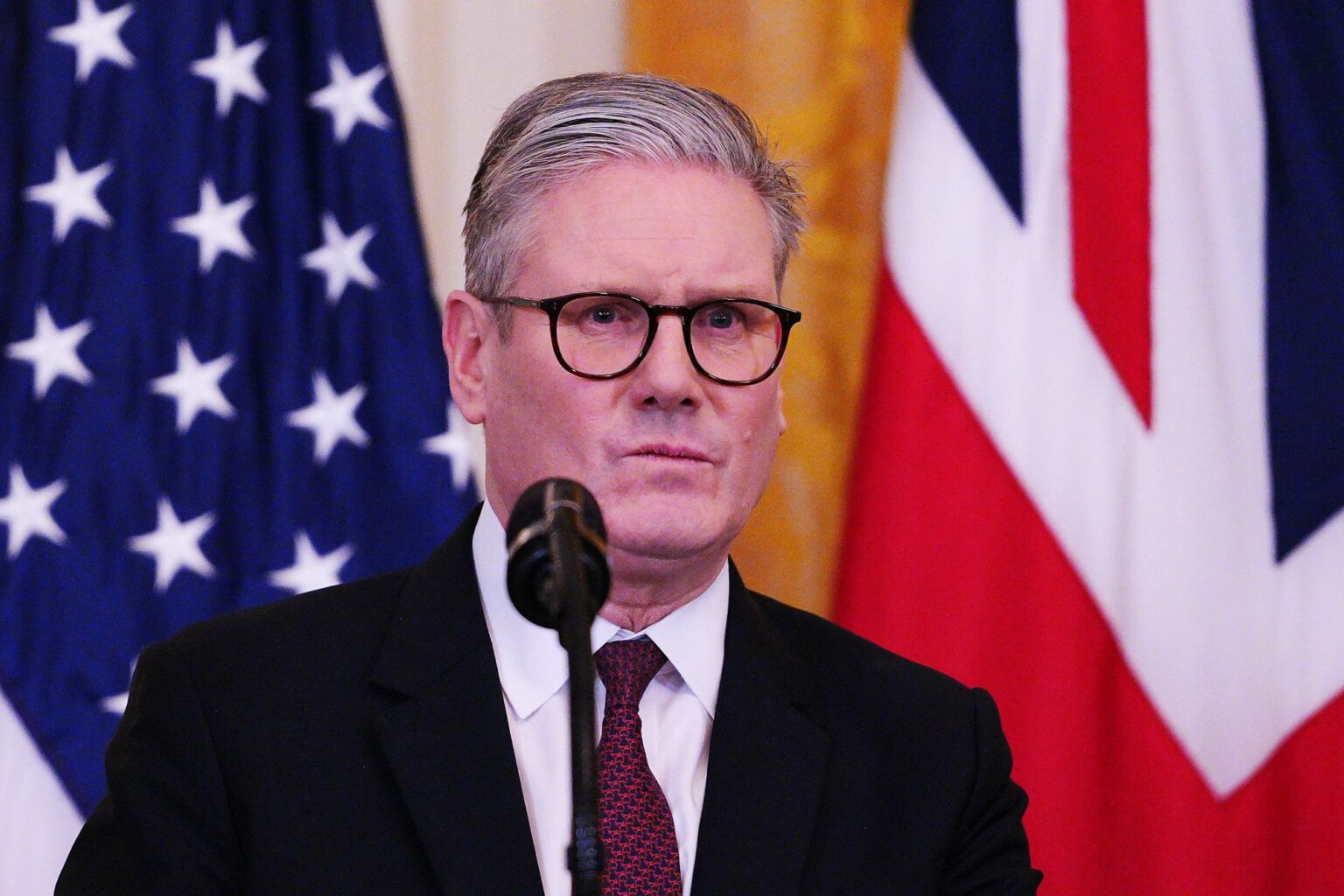 Keir Starmer postpones Chagos Islands deal following backlash from ...