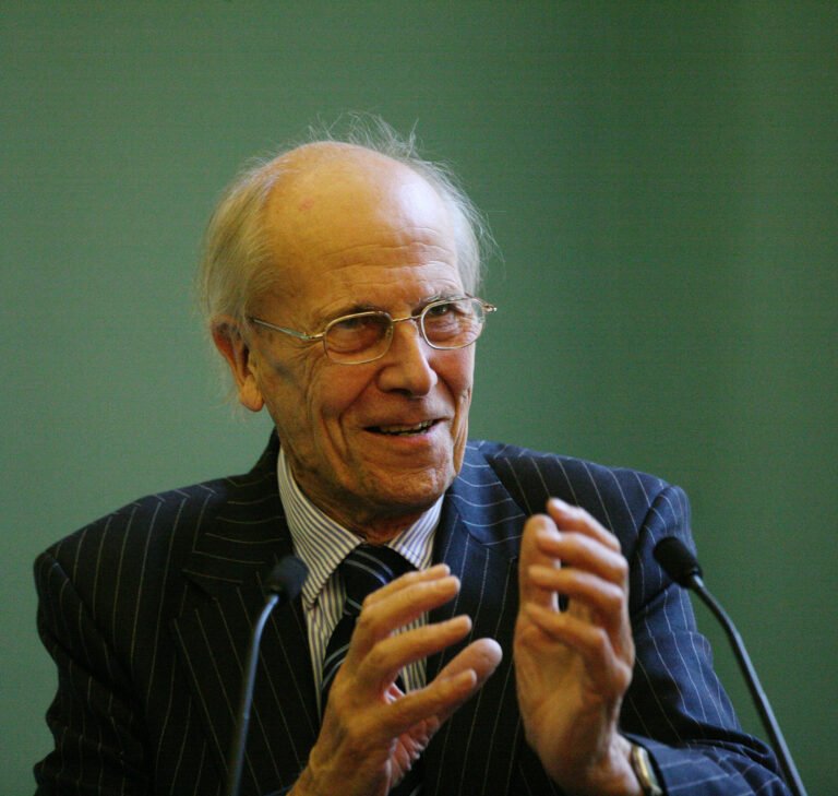Lord Norman Tebbit leaves nearly £1.9 million to children in his will ...